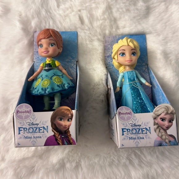 Disney | Toys | Disney Frozen Elsa Anna Princess Mini Figurine Stocking ...